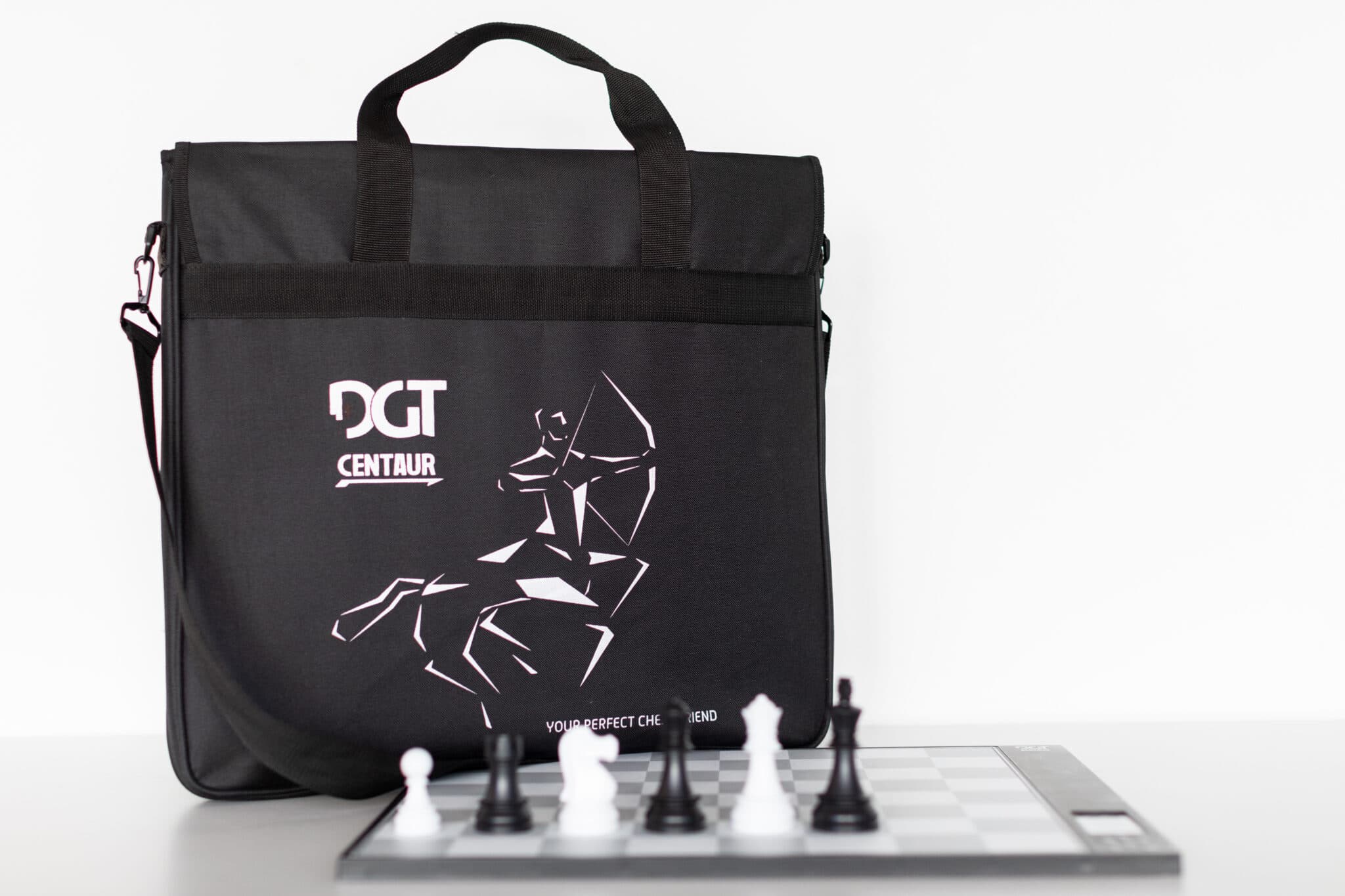 DGT Centaur schaakcomputer | Schaakkoning.nl